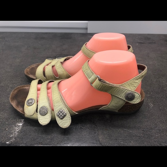 Dansko | Shoes | Damsko Olive Leather Ankle Strap Sandals Size 42 ...